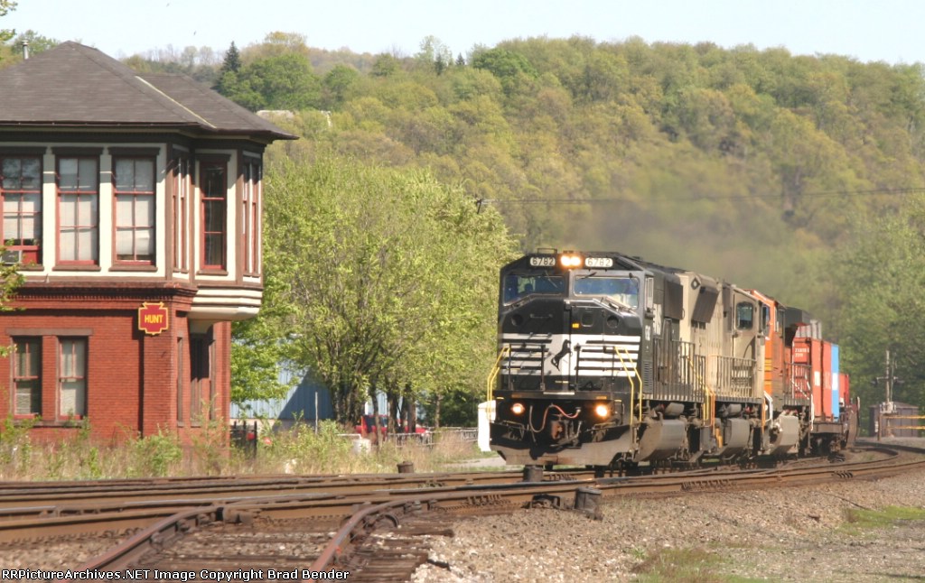 NS 6782